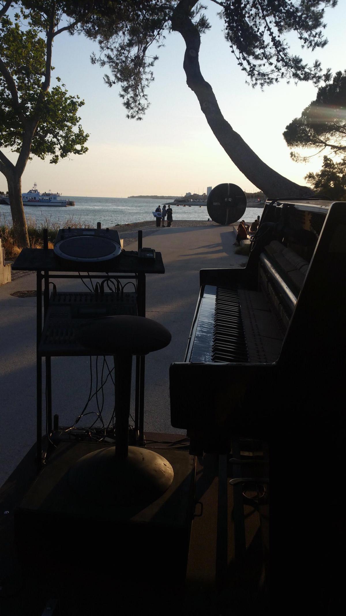 BE ON STAGE ERIC BONO